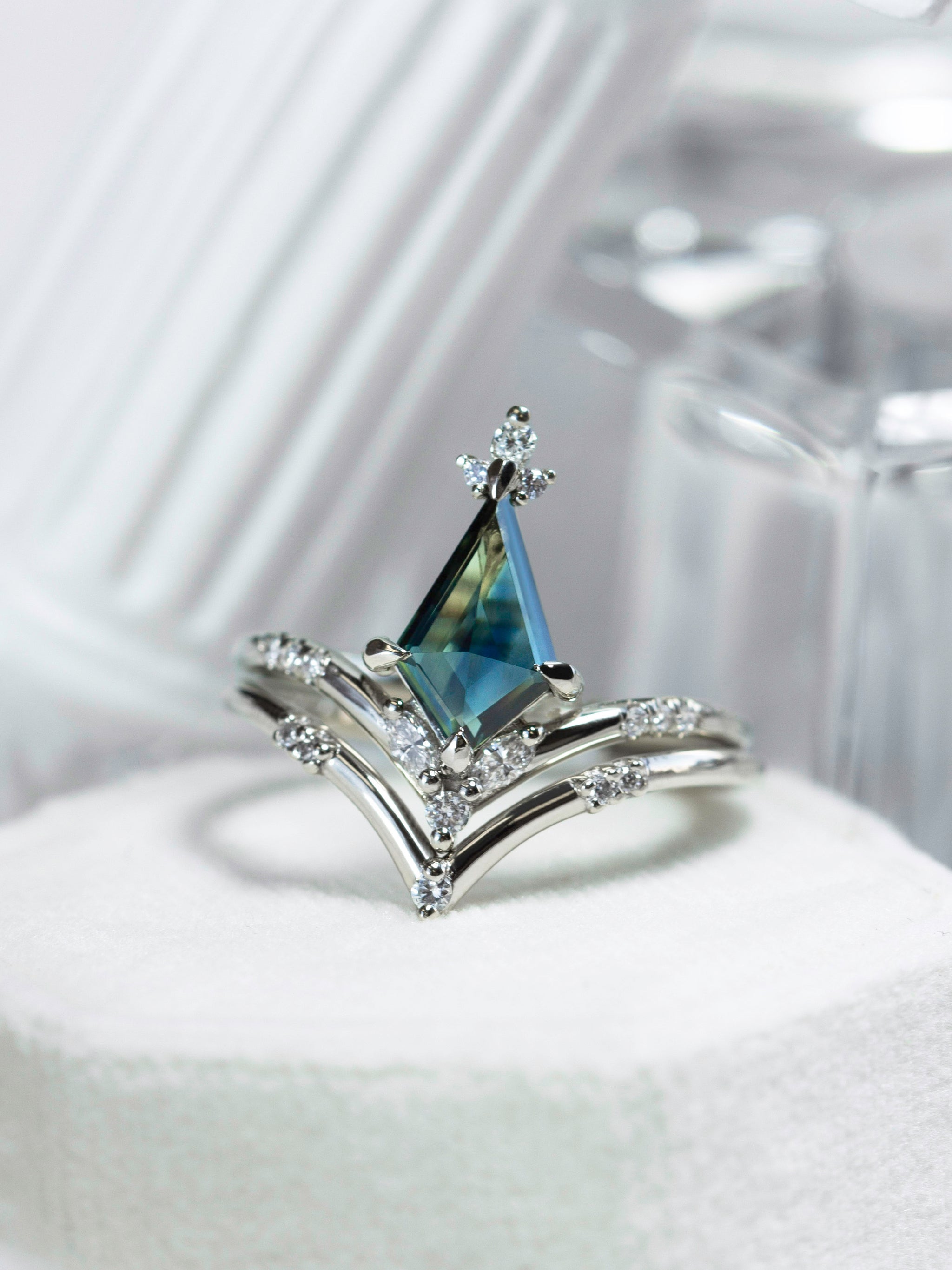 Callie Ring - Lab-Sapphire Art Deco Engagement Ring l HIDDENSPACE